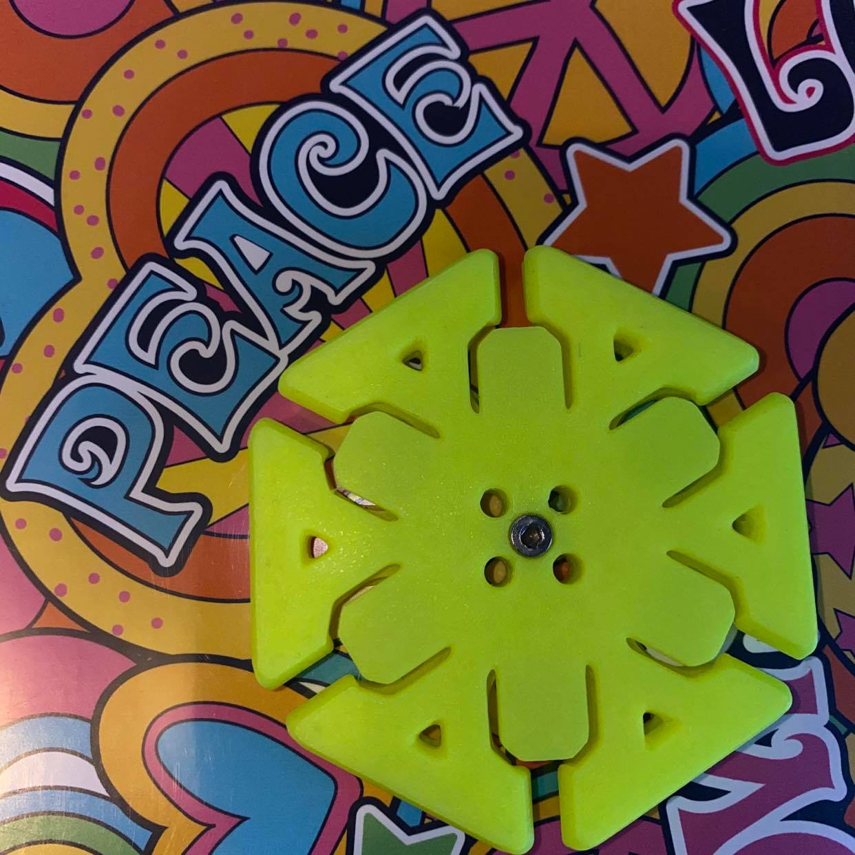 Nano-6 LED Orbit- Translucent Neon Yellow Base – UFObjects