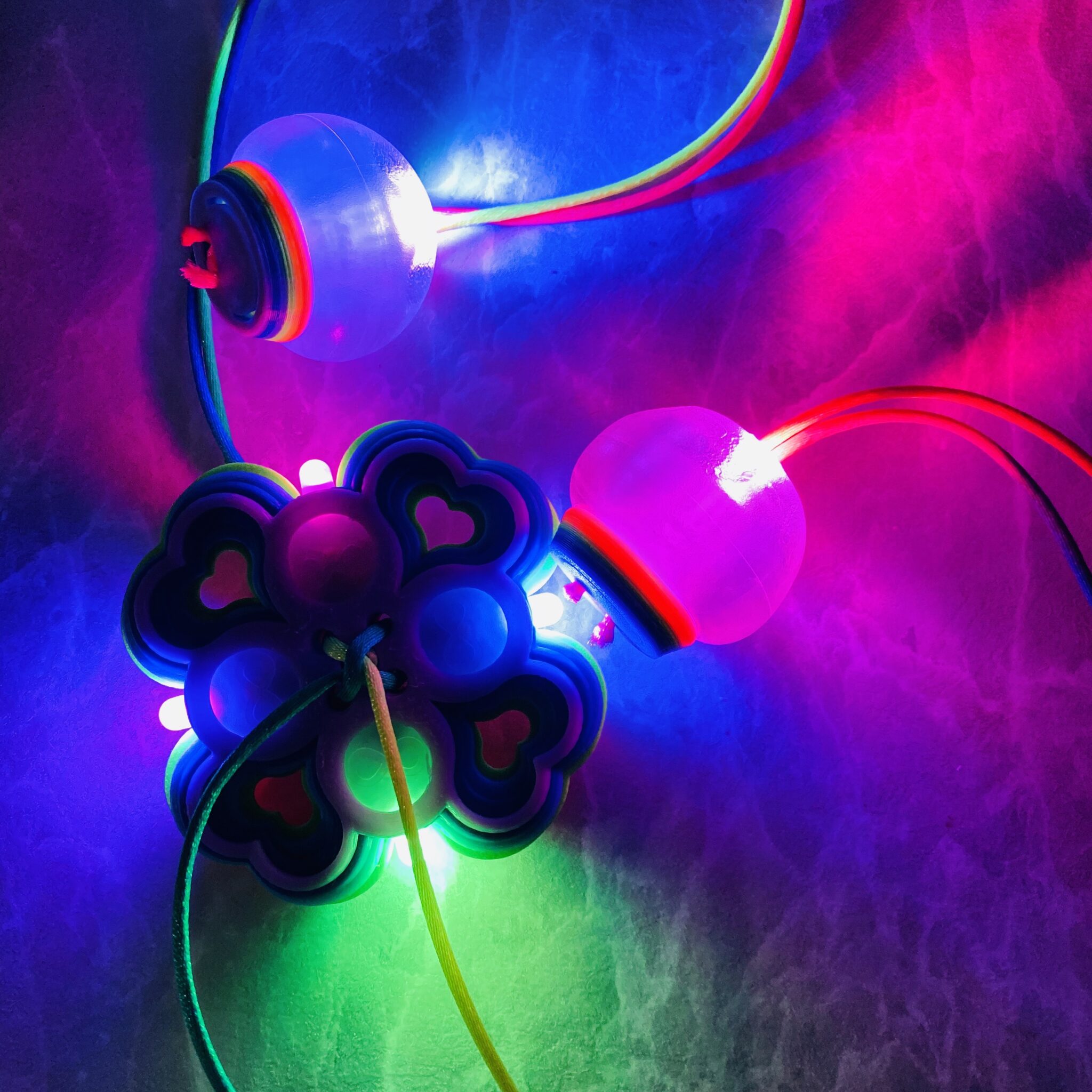 Love-4 Pride LED Orbit – UFObjects